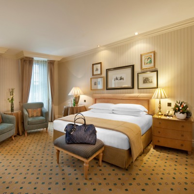 How To Write Attention-Grabbing Descriptions for Your Hotel’s Visuals ...